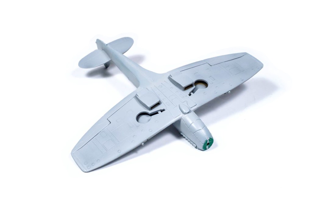 Spitfire Mk IX – Part Three – The Grey Ghost – The Little World